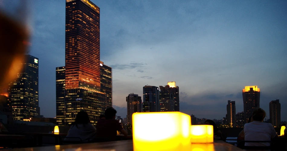 Rooftop Bars in Shanghai, Places To Visit In Shanghai
